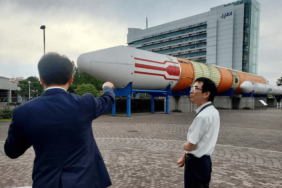 三宅政務官がJAXA筑波宇宙センターを視察（6月13日）｜Jディフェンスニュース（自衛隊・防衛省のニュース）